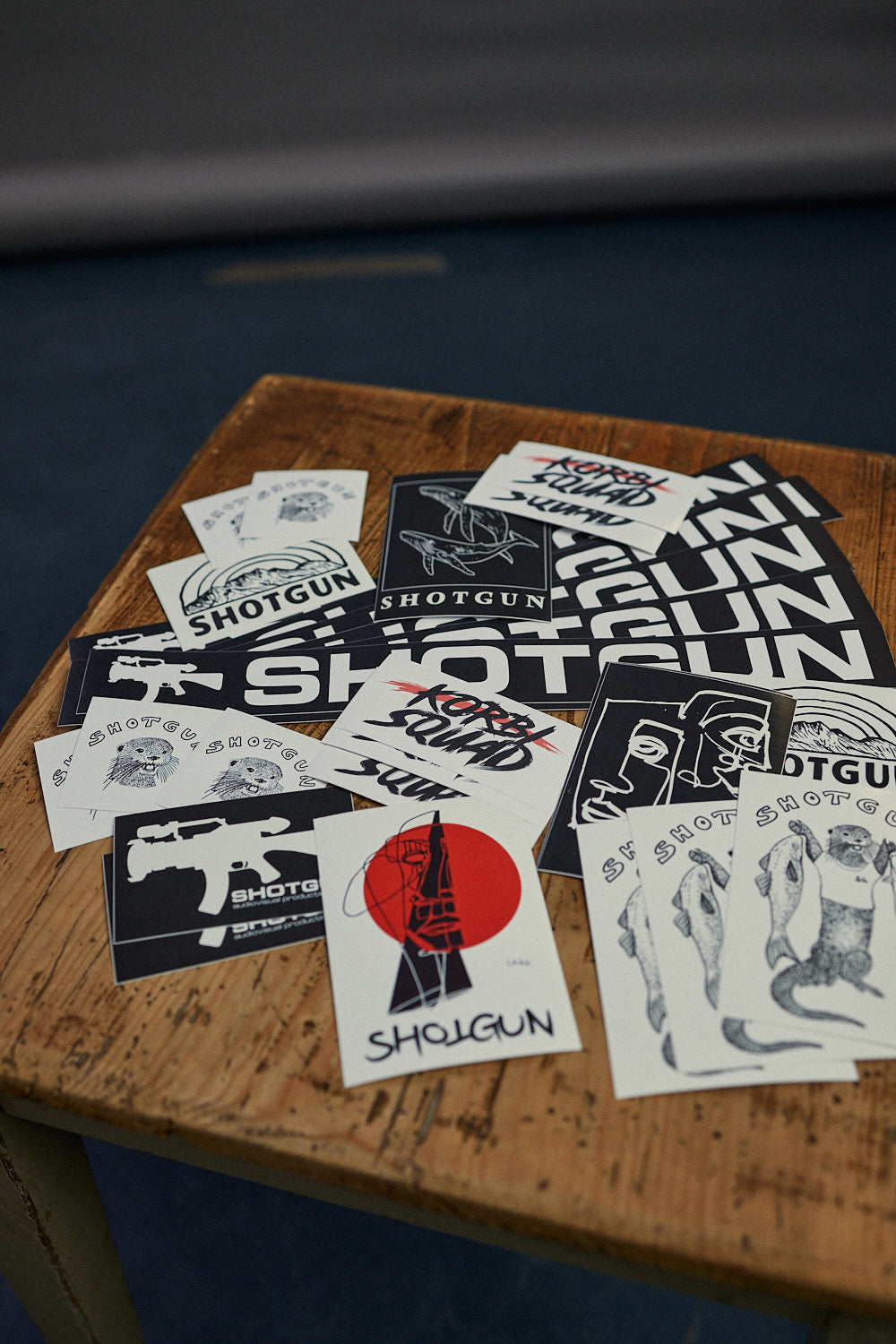 STICKER – SHAKE HANDS SUPPLY
